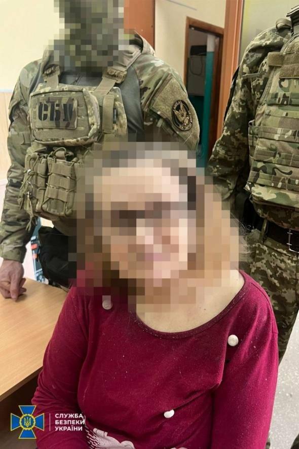 Зрадниця, яка шпигувала за ЗСУ та очікувала на окупацію регіону, засуджена до 15 років ув ...